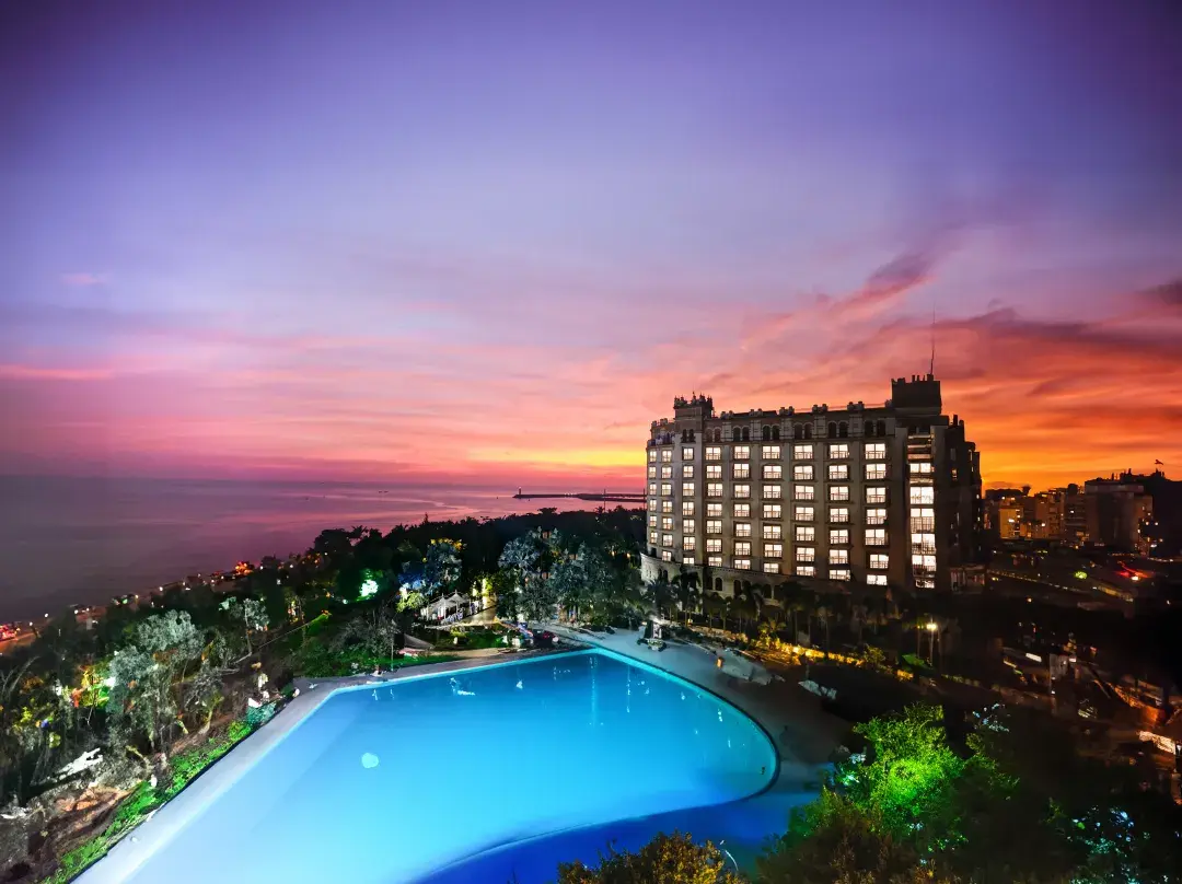 Sanya Yifan Yunshu Holiday Hotel - Sanya
