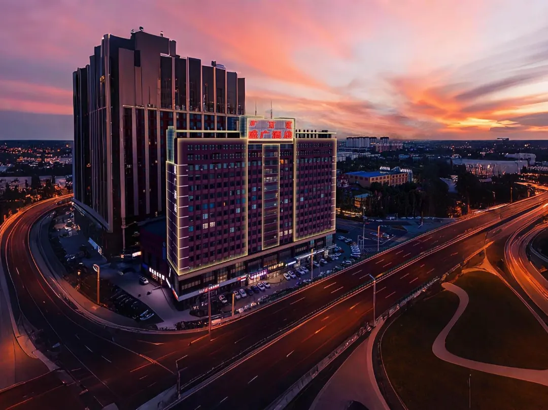 Central | Prairie Style | Enjoying The Wind And Moon | Shengguang Resort Hotel - Hohhot