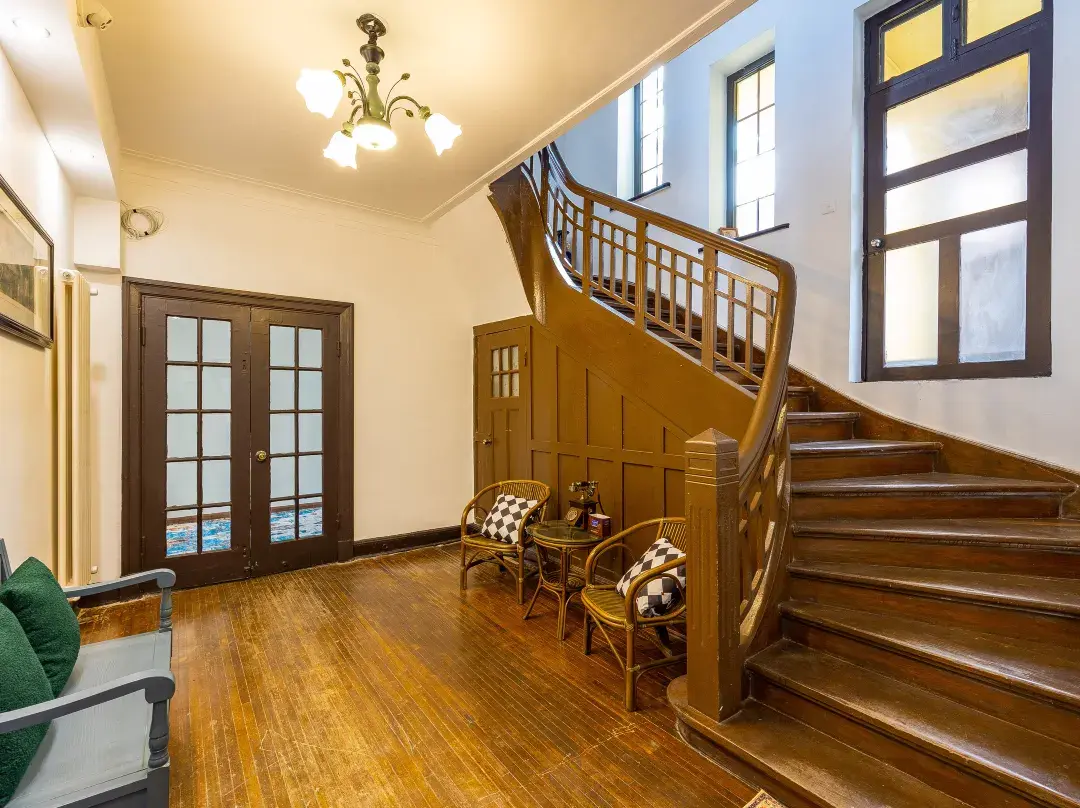 September Hotel German Style Ocean View Historical Villa - Qingdao