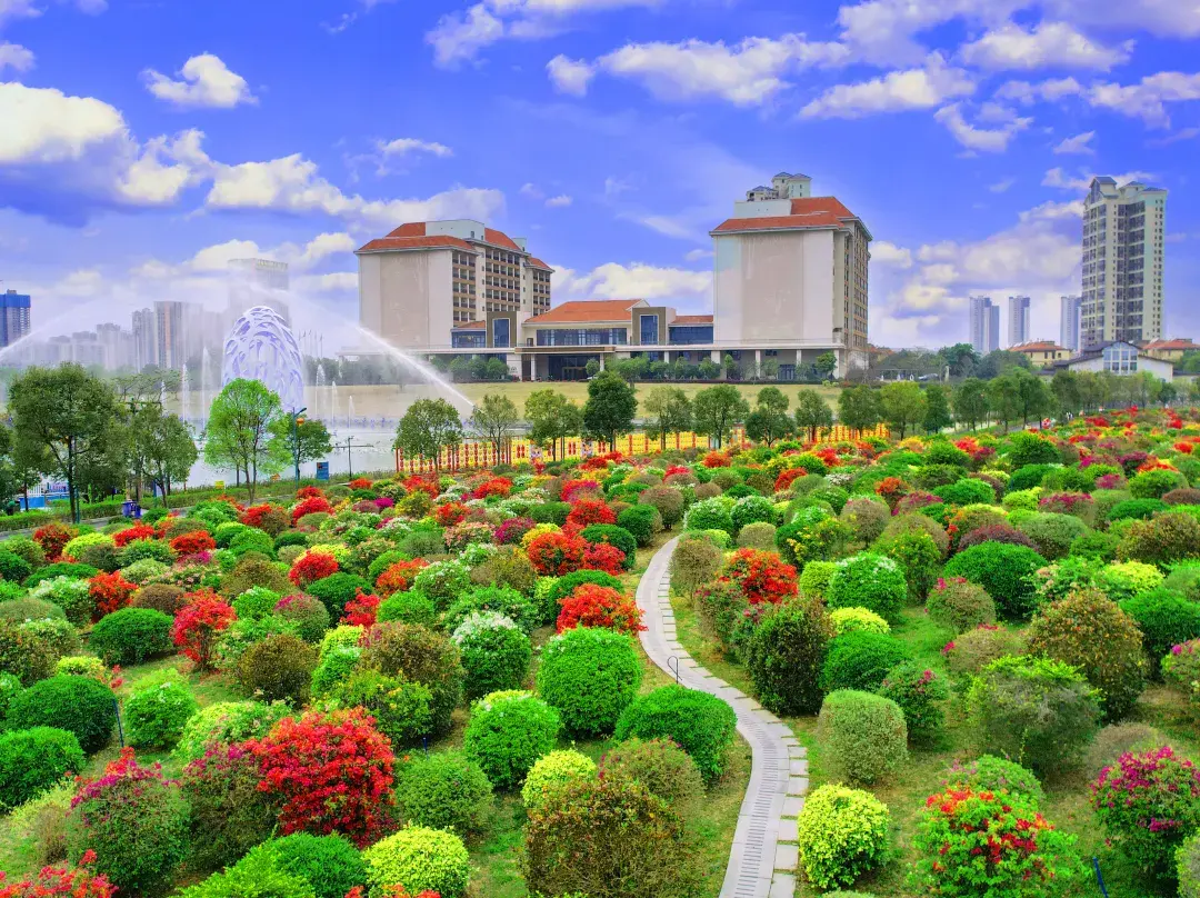 Qianhuazhou Holiday Hotel - Huizhou