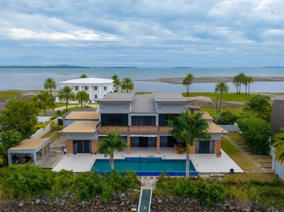Neoteric Resort Hotel - Nadi