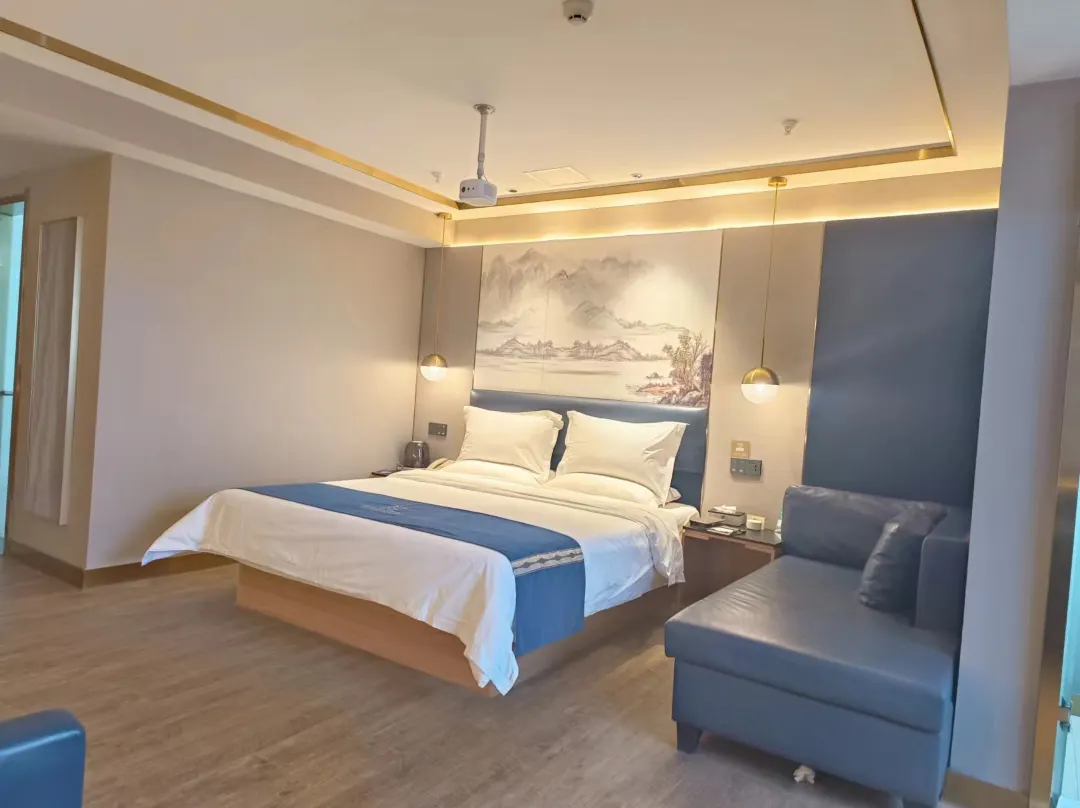 Luohe Xihai Hehui Hotel - 뤄허 시