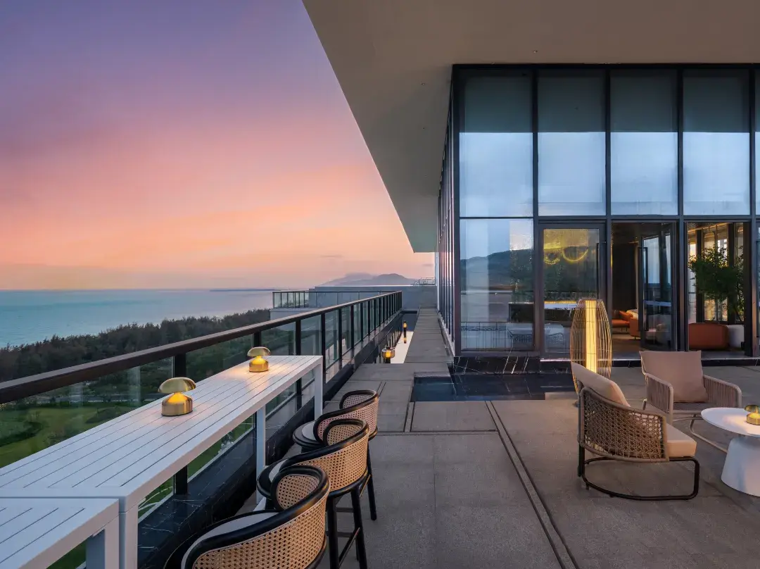 Blue Sea Hotel At Tianya Sanya - Sanya