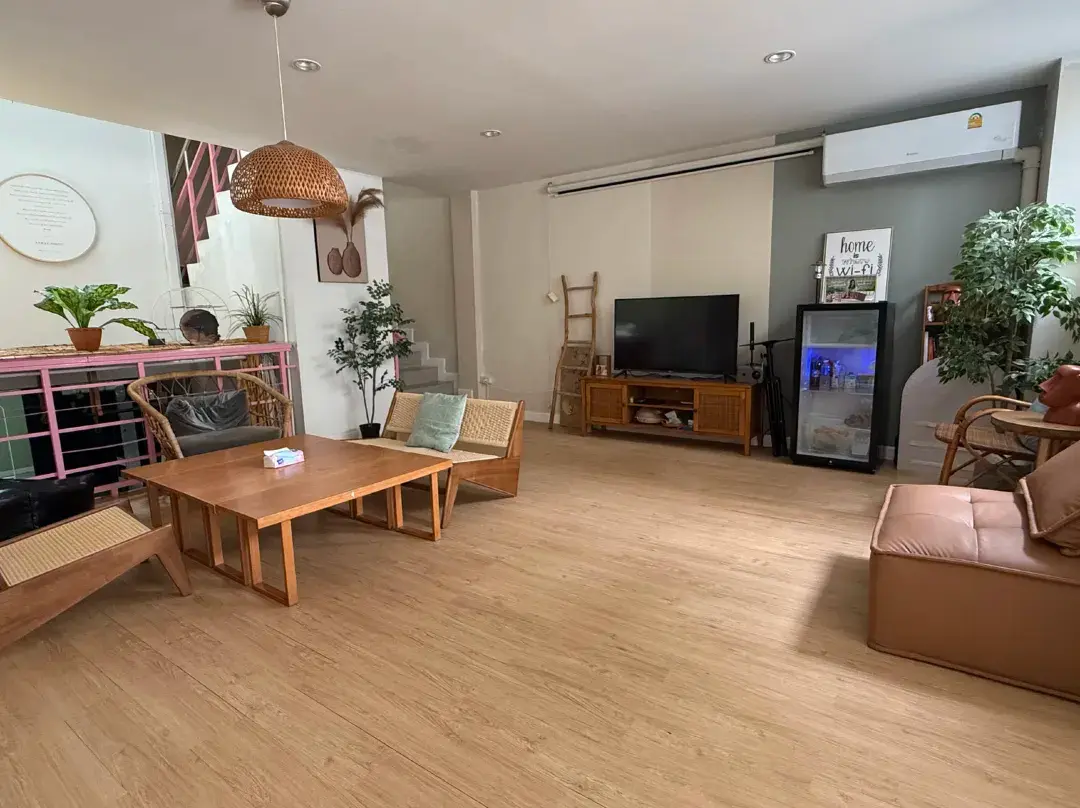 Lestay Hotel - Yan Nawa