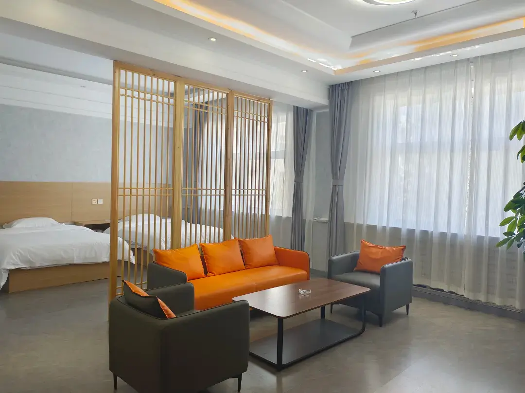 Yinchuan Shiyuan Ruihe Hotel - 인촨 시