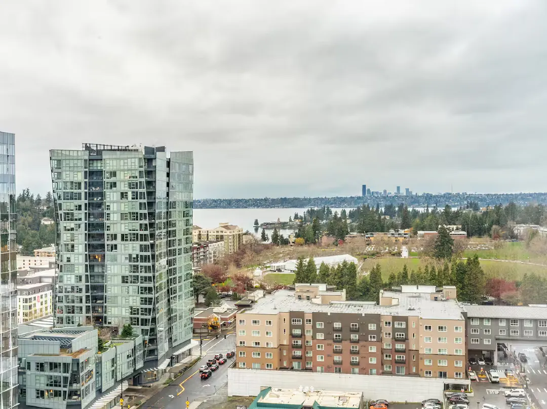 Studio | Gym, Rooftop, Pool | Bellevue | Sophari A - Bellevue, WA