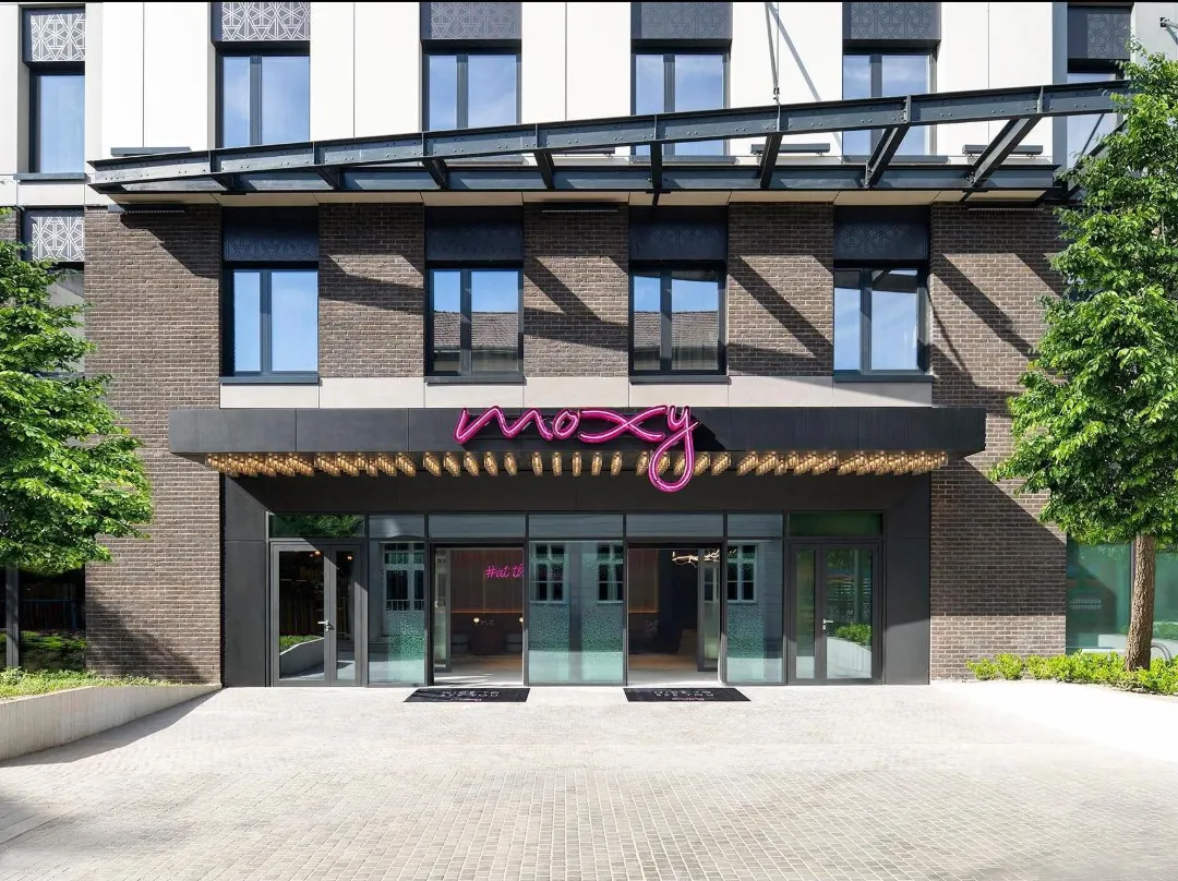 Moxy Budapest Downtown - Budapest