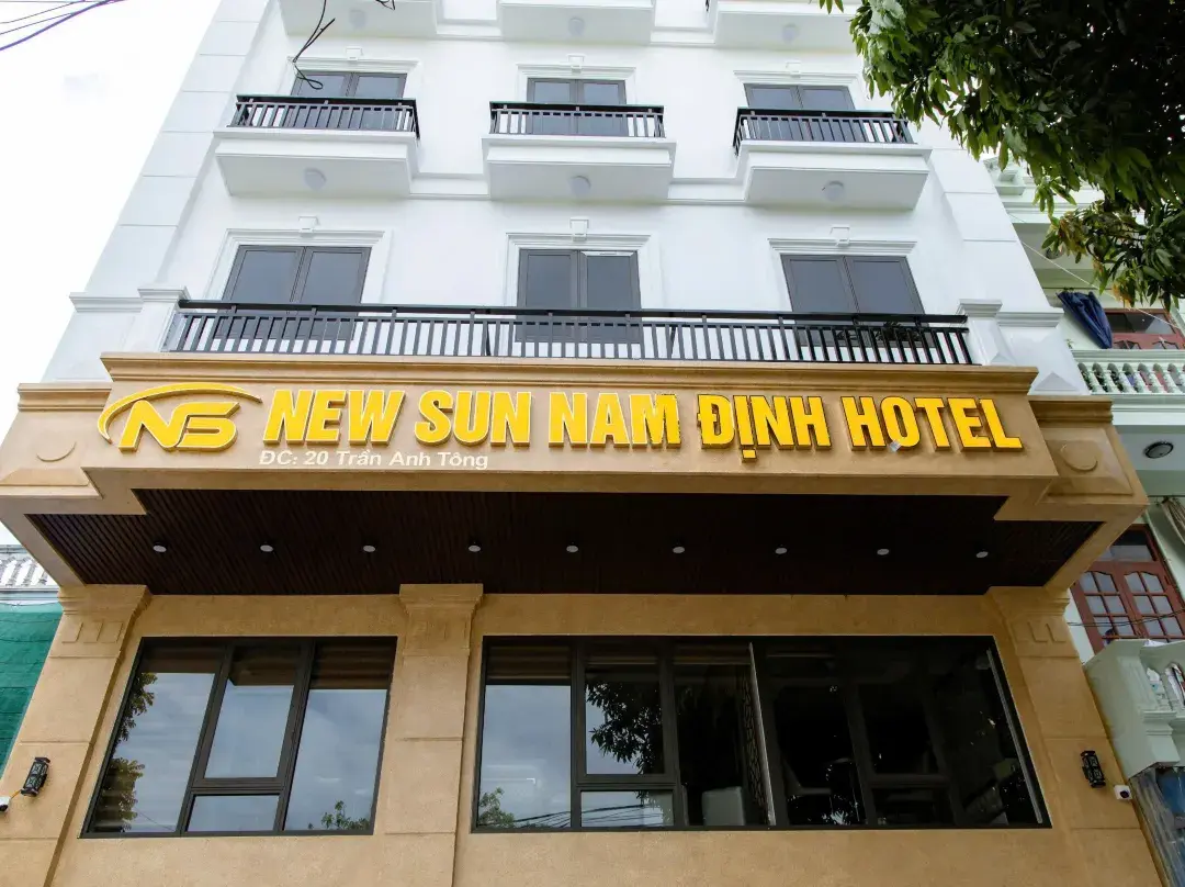 New Sun Nam Dinh Hotel - ナムディン