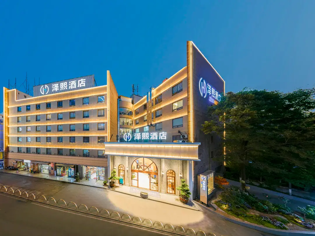 Zexi Hotel - Côn Minh