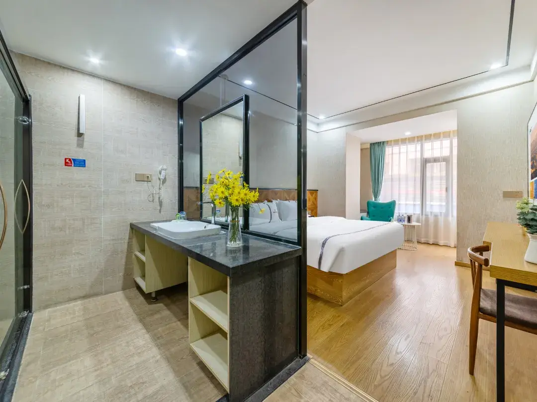 Romantic City Hotel - 장저우 시