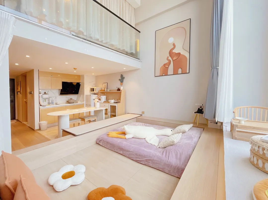 Xinghai Square Ins Semi-sugar Xizhang Loft B&b - 大連市