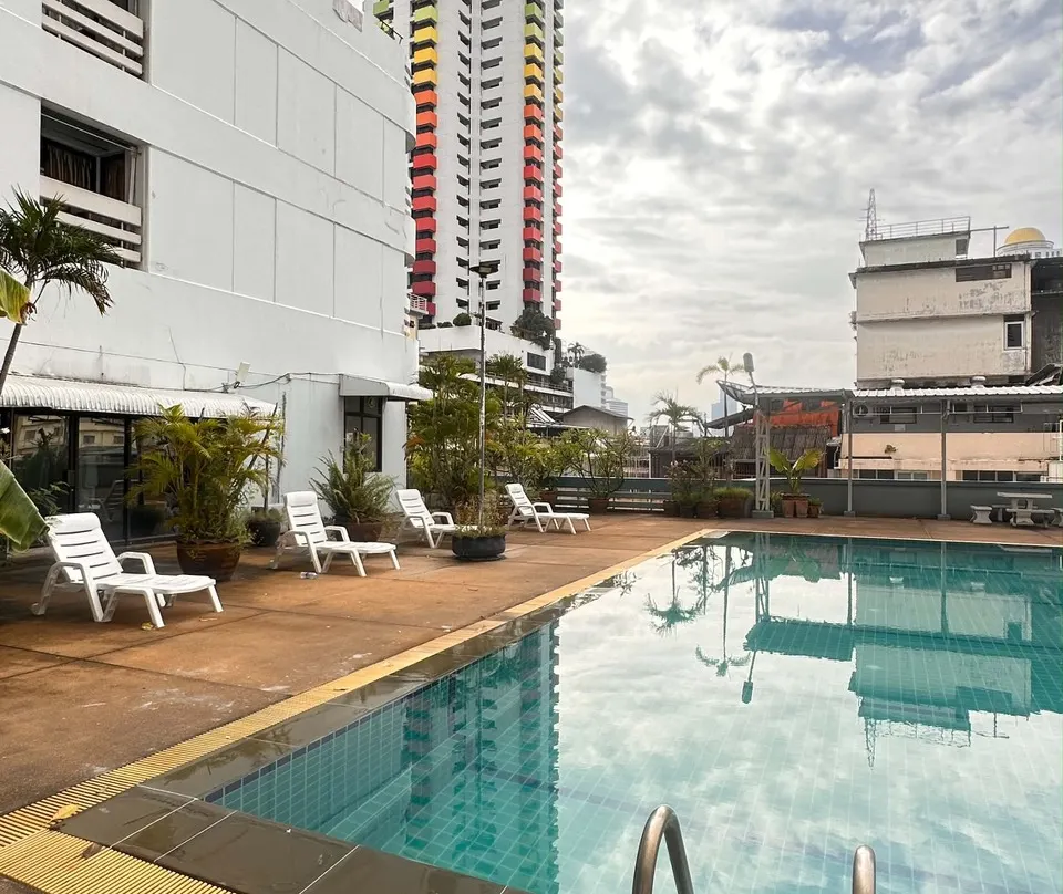 Den-a2 Pratunam - Juldis Tower - Bangkok