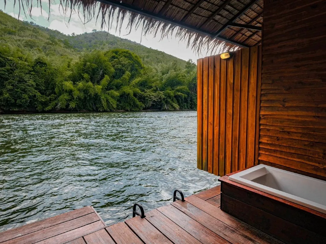 The Hub Erawan Resort - Si Sawat District