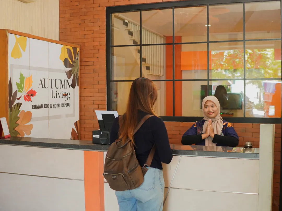 Autumn Living Capsule Hotel - Surabaya
