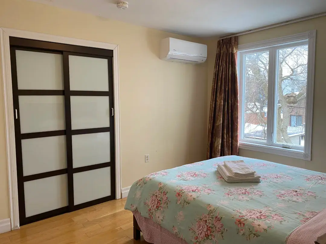 Dairy Homestay - Mississauga
