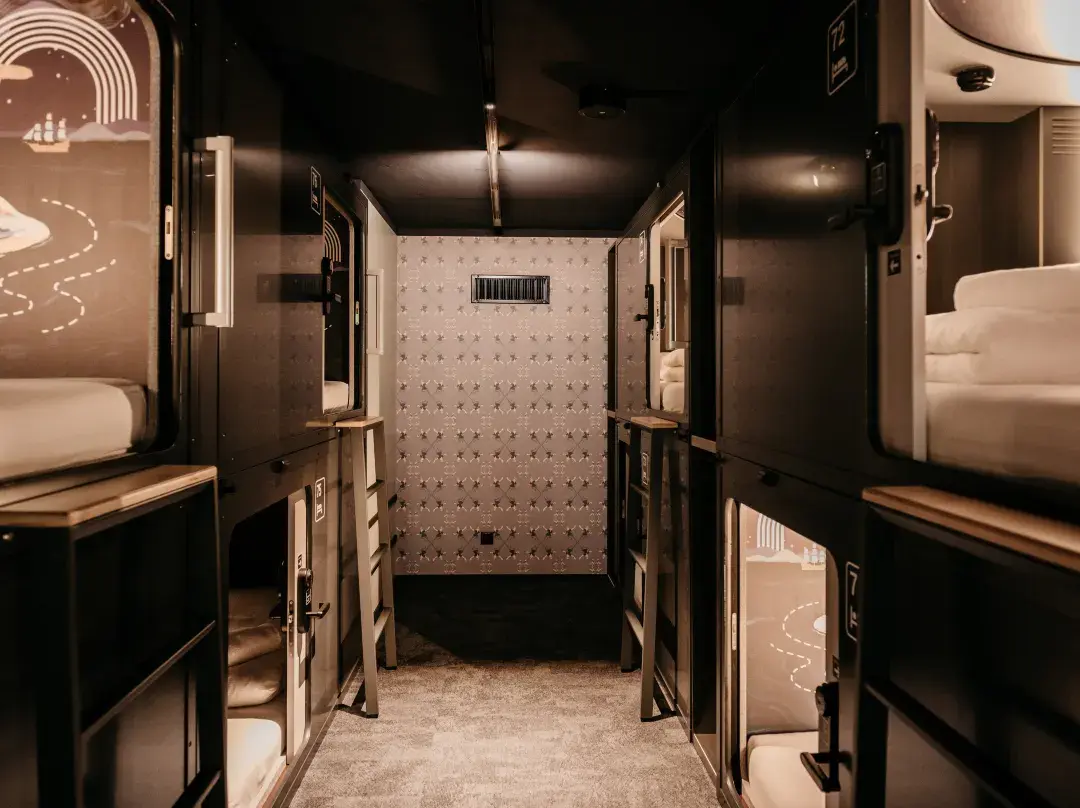 Capsule Hotel - Lucerne Old Town - Lucerne