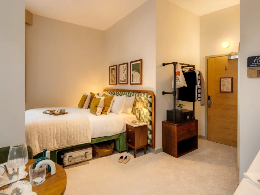 Your Apartment - Tower Bridge - London