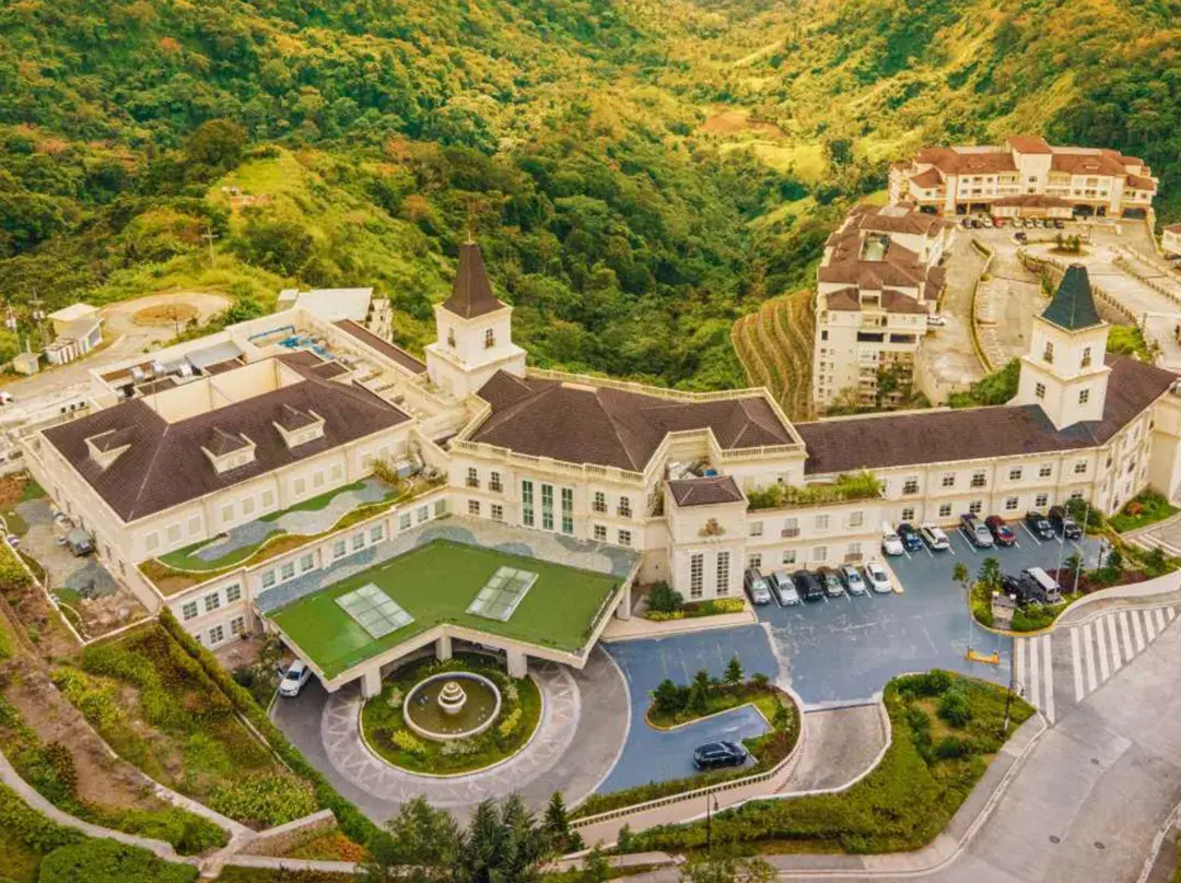 Scenic Tagaytay Getaway With Taal Views - Alfonso