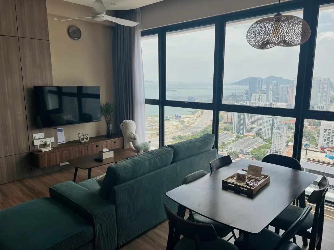Sky High : Stunning Penang Bridge & City Views 3br - Penang