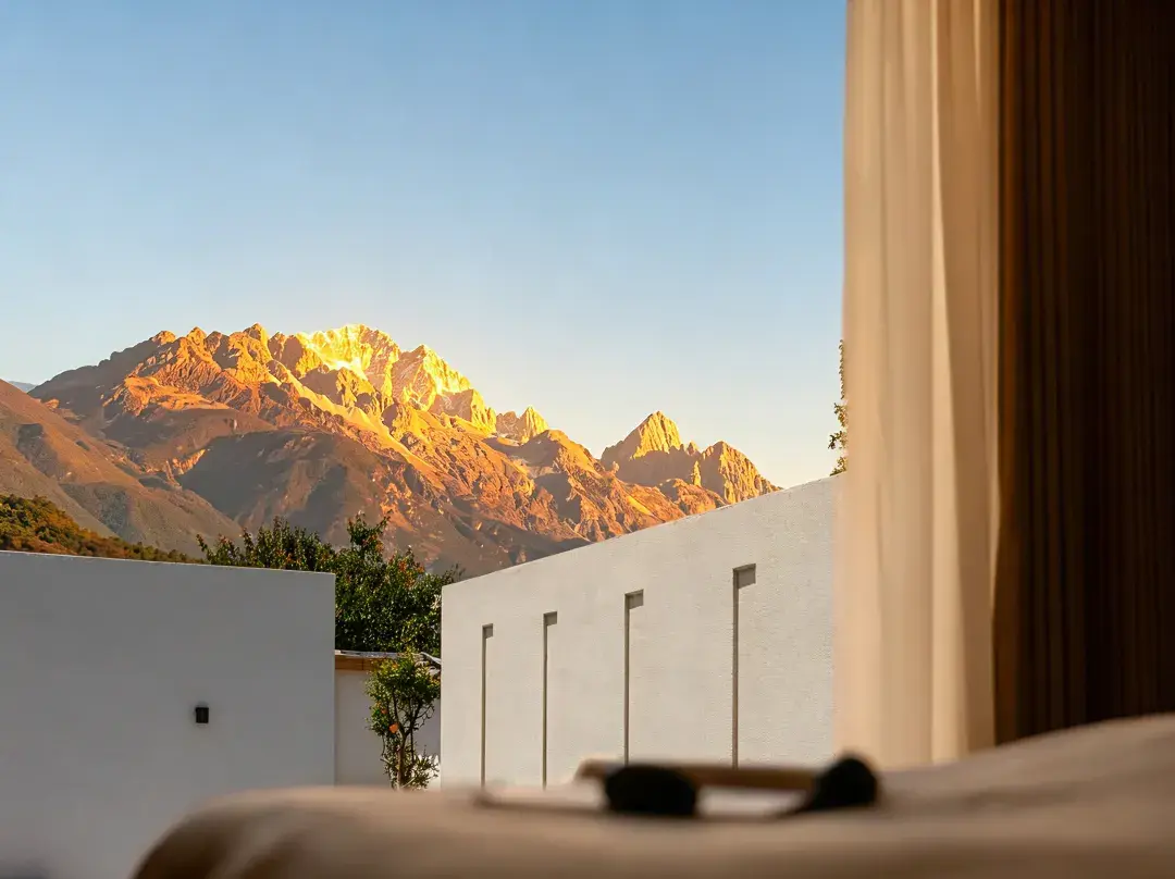 Yulong Mountain The Alpenglow Resort -