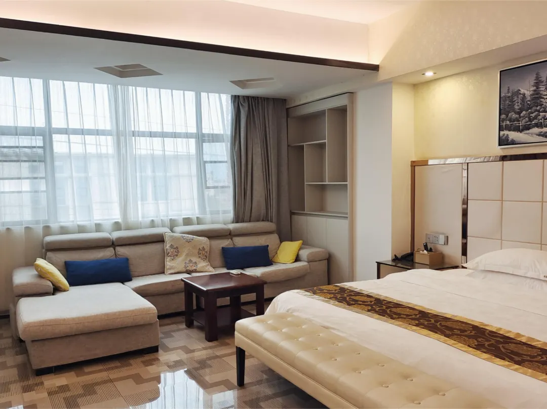 Minghua Hotel - Hezhou