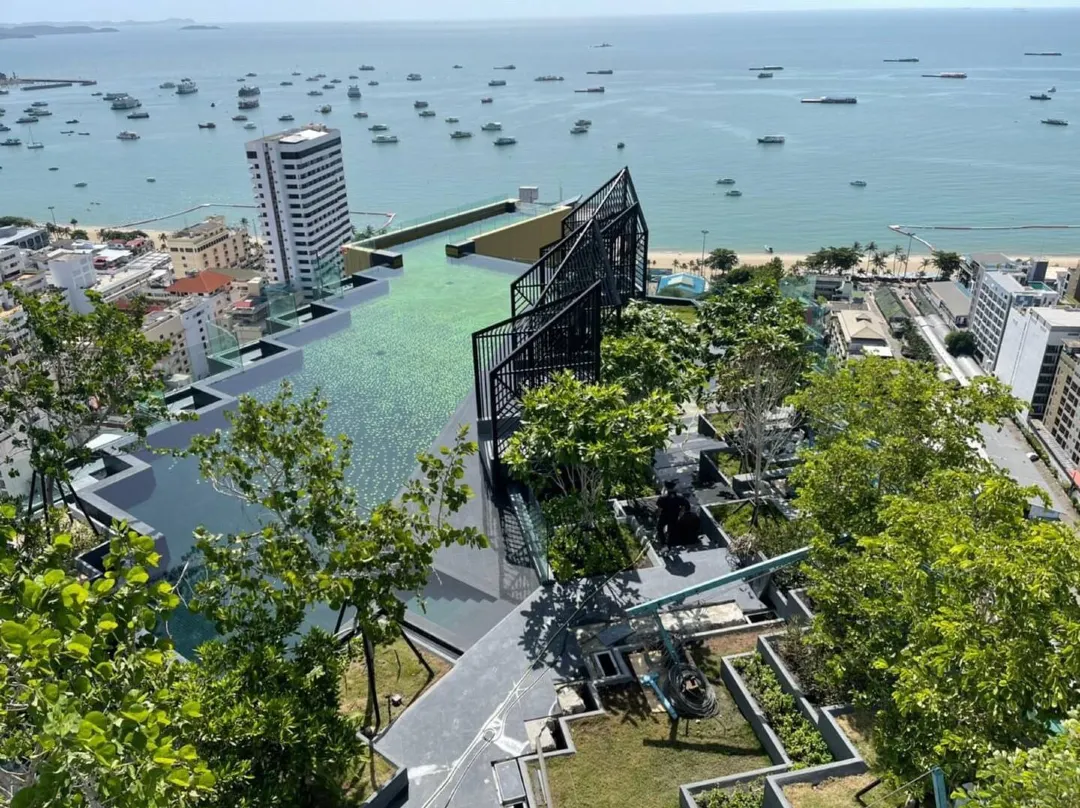 The Edge Central Pattaya - Infinity Pool With Sea View - 芭達雅