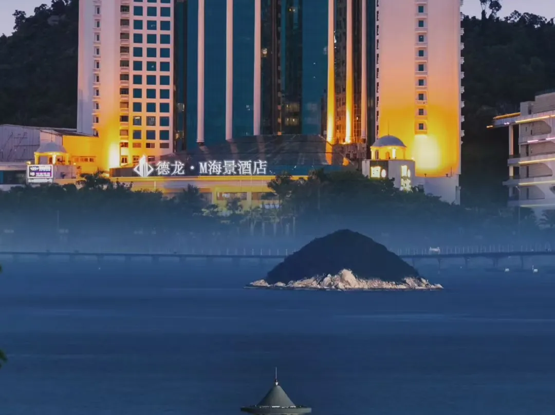 Zhuhai Delong M Seaview Hotel - Zhuhai