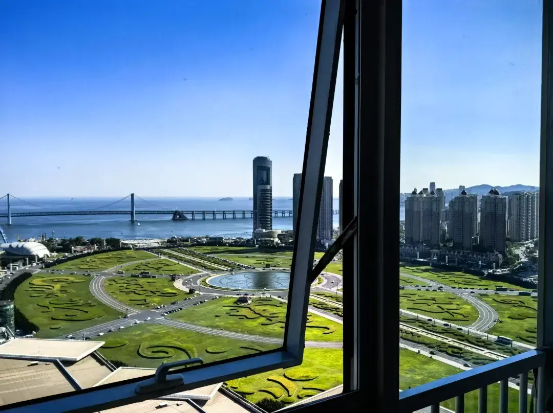 Verve Seaview Homestay Xinghai Square - 大連市