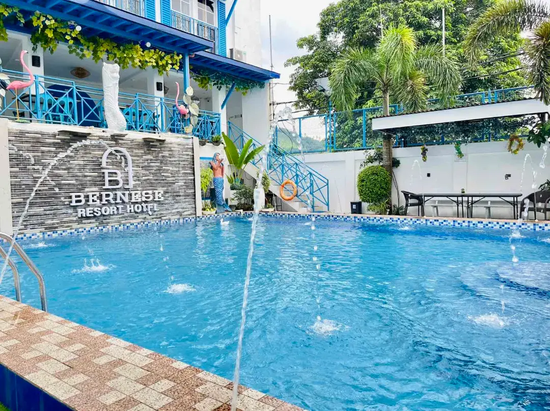 Bernese Resort Hotel Powered By Cocotel - Guinobatan