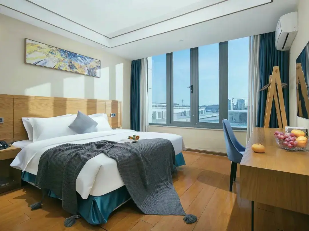 Sanya Yicheng Hotel - Sanya