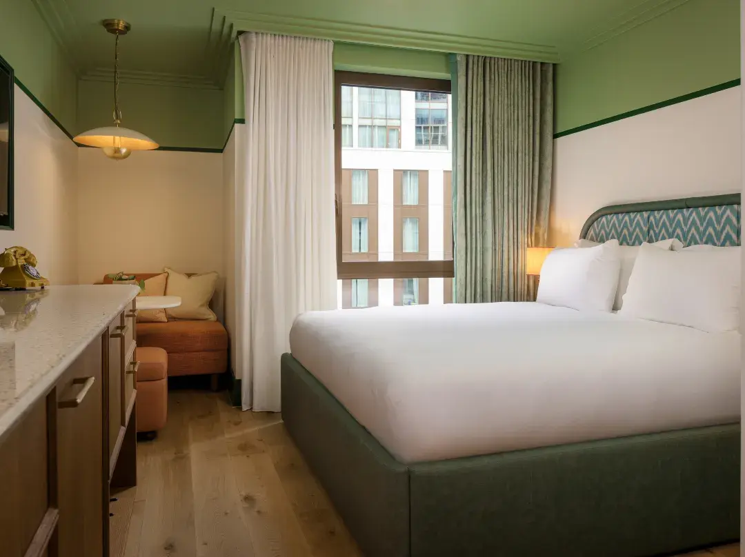 The July - London Victoria - Chelsea