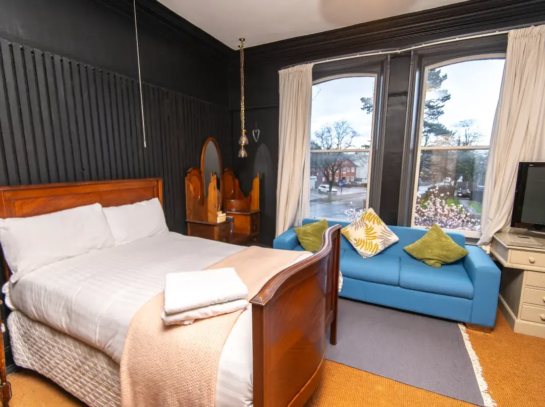 Oyo Cornerstone Manor Hotel - Sale, UK