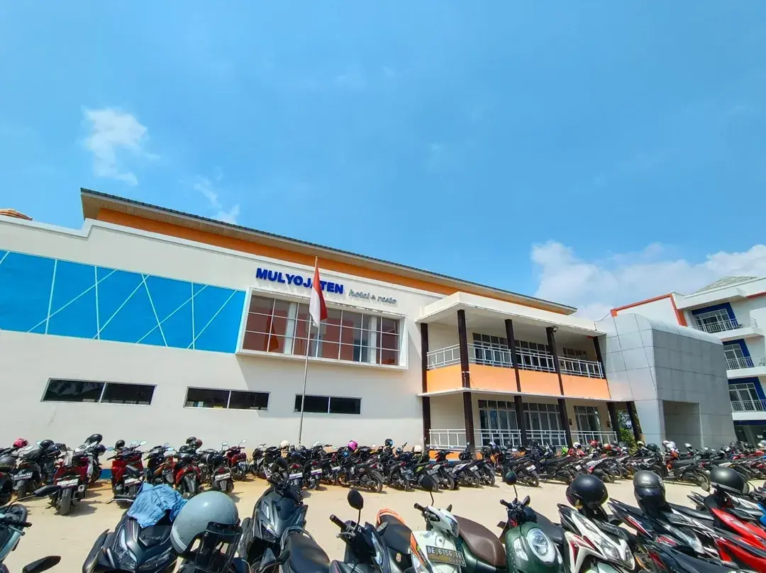 Mulyojaten Hotel & Resto - Metro