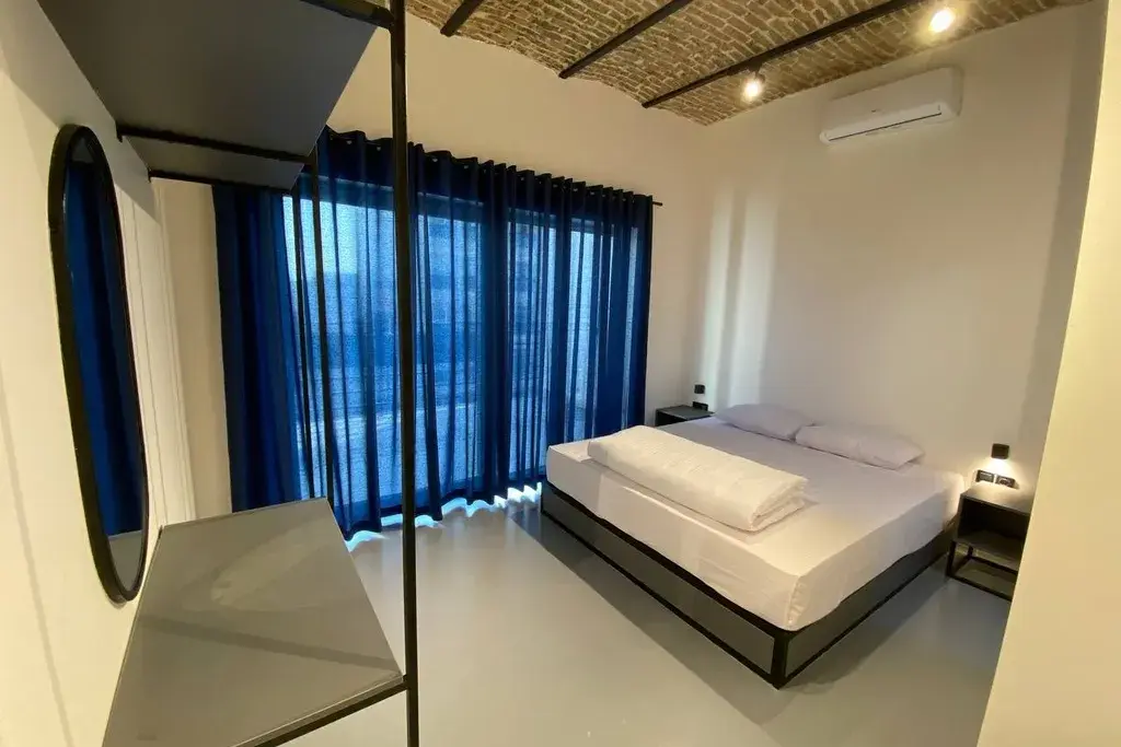 Firouzeh Heritage Hostel - Teheran