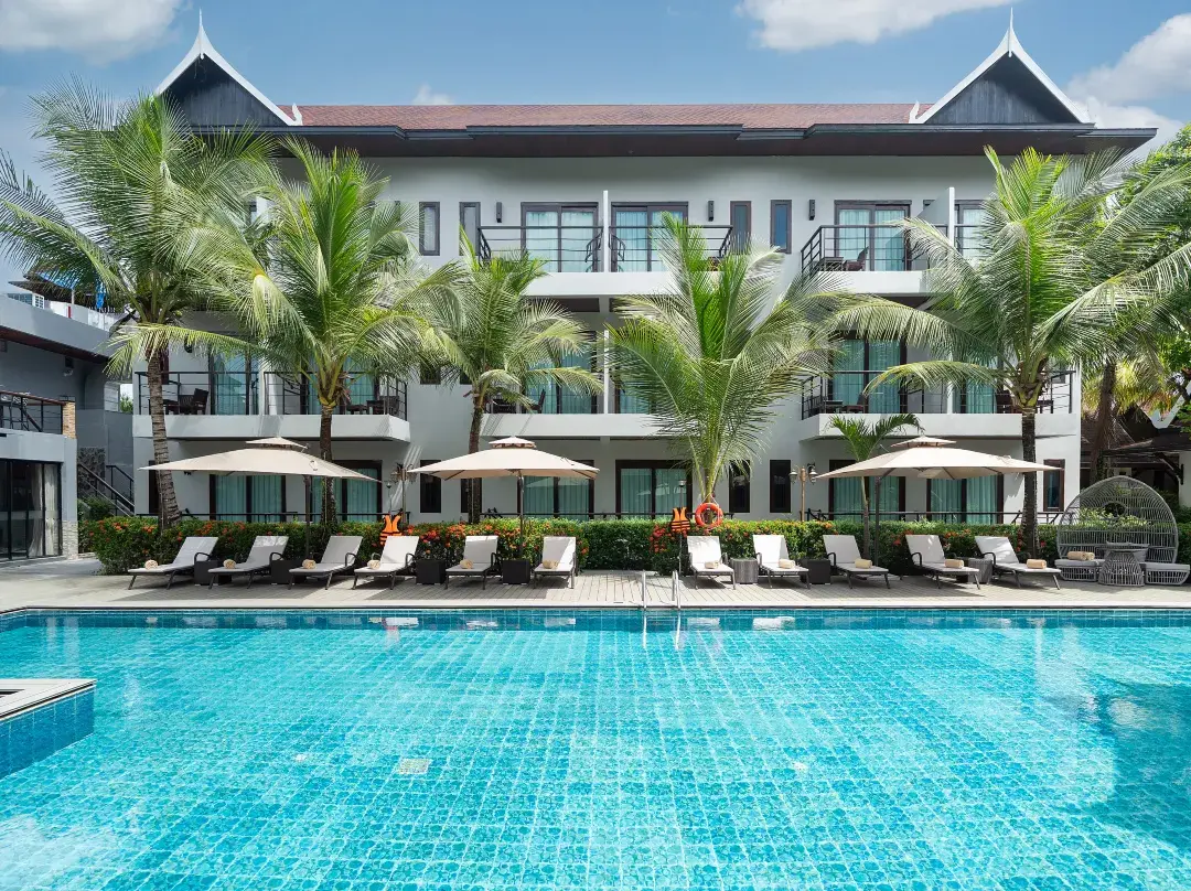 Howard Johnson By Wyndham Phuket Naiyang - Nai Yang