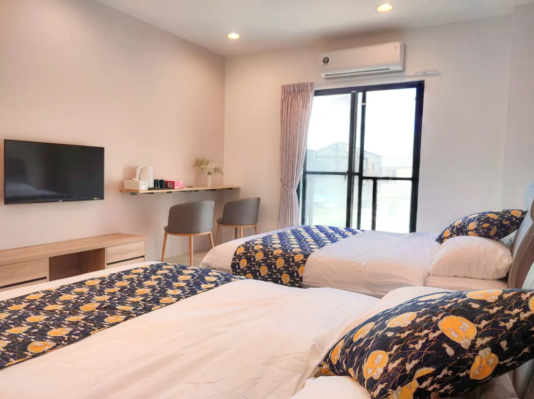 Slight Heat Lnn - Penghu County