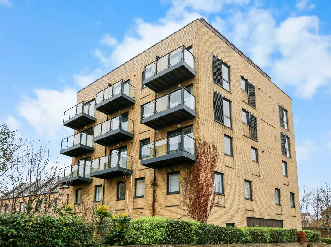 Hybrid Resi - Greenwich - Greenwich