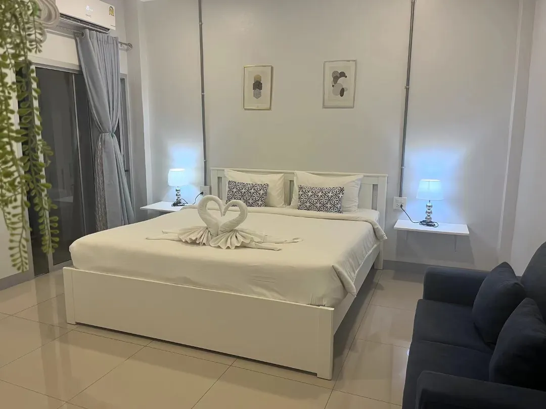 Cinderella Residence - Patong Beach