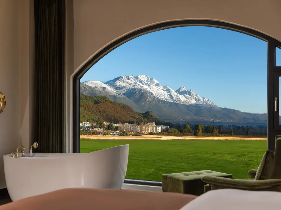 Shuhe Old Town Linqiguyin Hotel ，Free Coffee,ice Cube,fitness Center,self-service Laundry & Drying - Lijiang