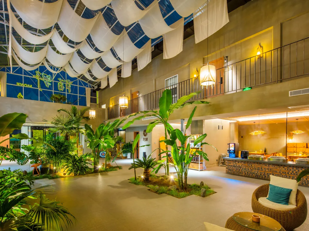 Floral Hotel·moye Moonlight Hot Spring Hotel - 忻州市