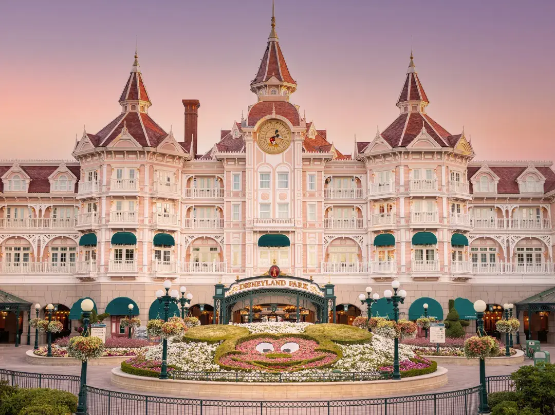 Disneyland Hotel - Disneyland Paris