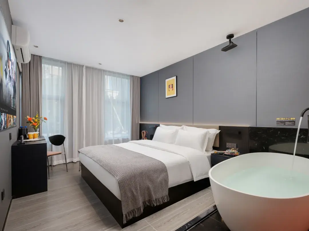 Banana Fun Hotel - Tin Shui Wai
