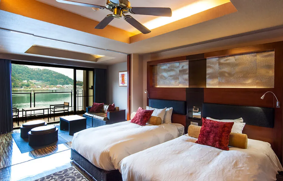 The Kukuna - Fujiyoshida