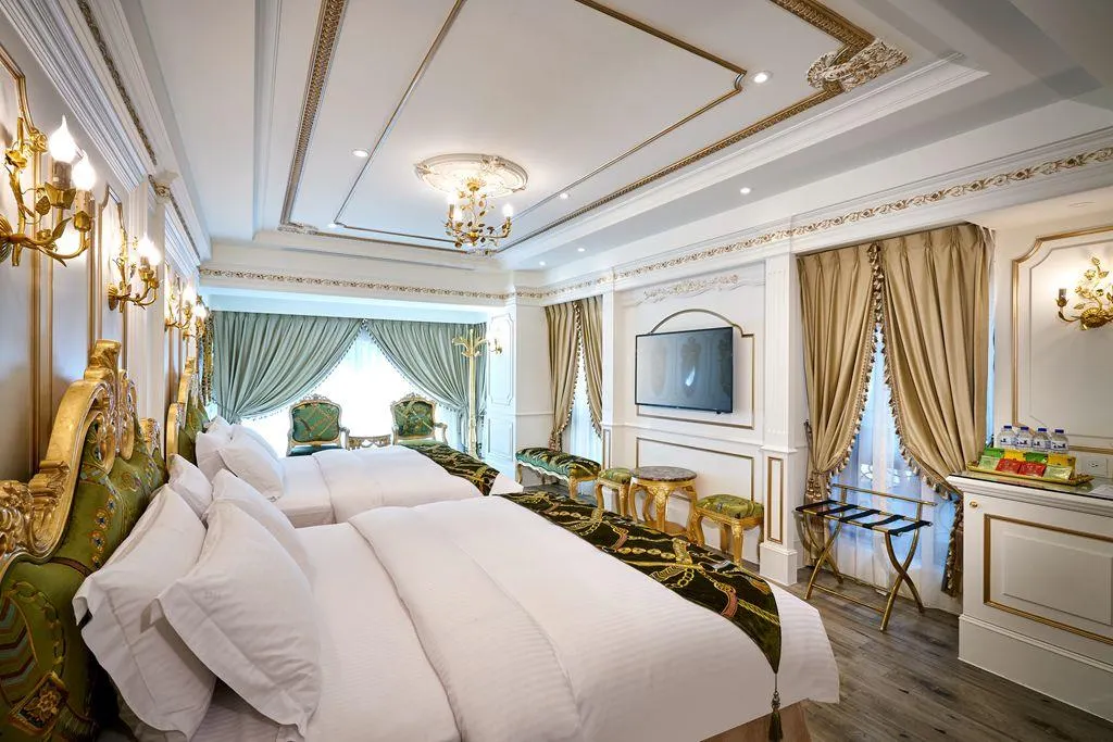 Queen Castle Hotel - 埔里鎮