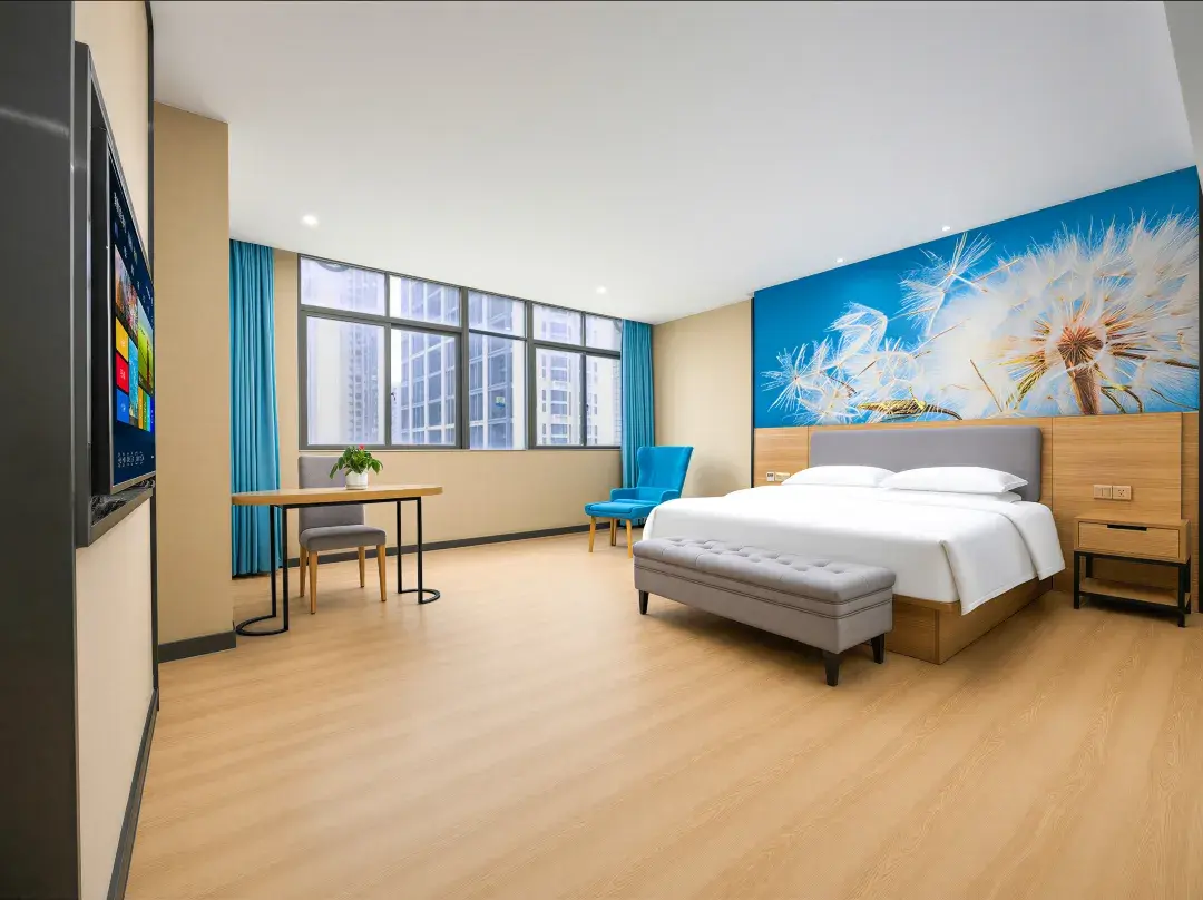 Lanli Lily Hotel - Yangjiang