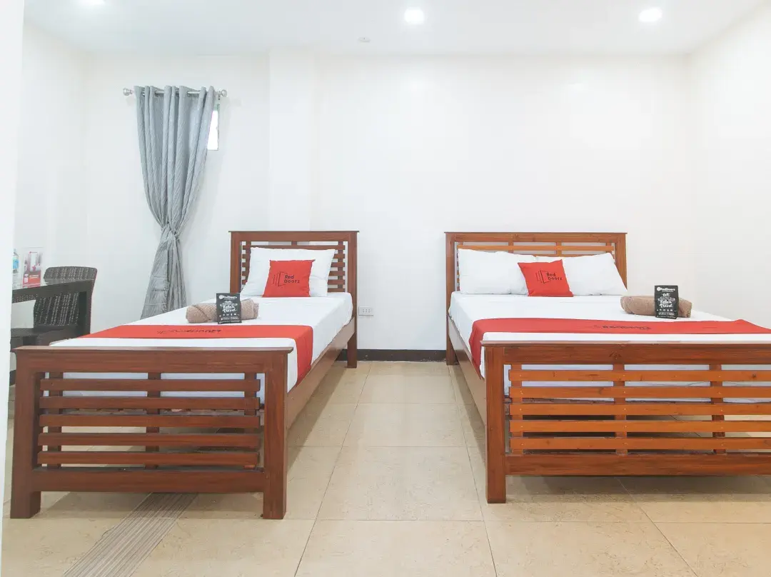 Reddoorz @ Rj's Bldg Near Lyceum Gen. Trias Cavite - Luzon