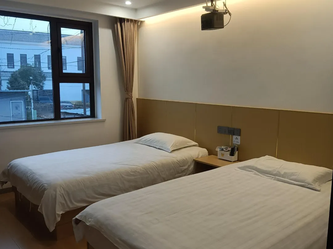 Tianjing Xiaoyuan Hostel - Nanjing