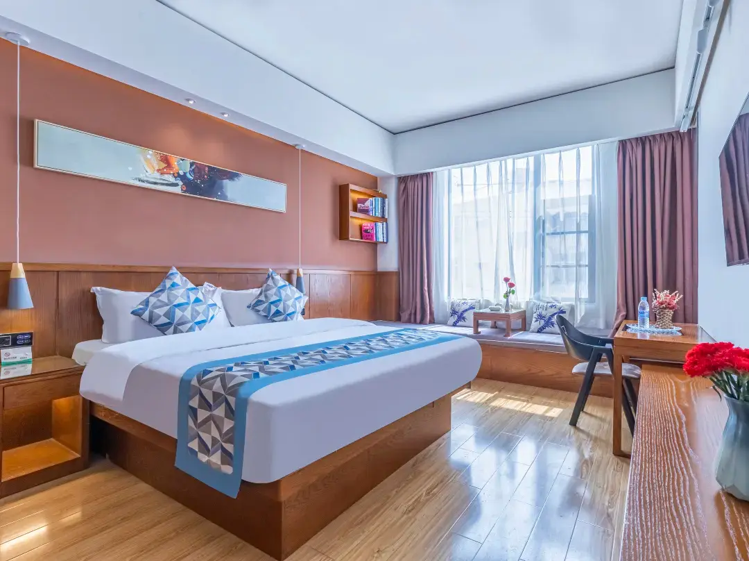Zhuxia Art Hotel - Kunming