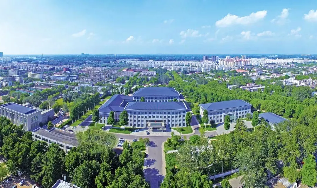 Zhongyuan Oilfield Hotel - Puyang