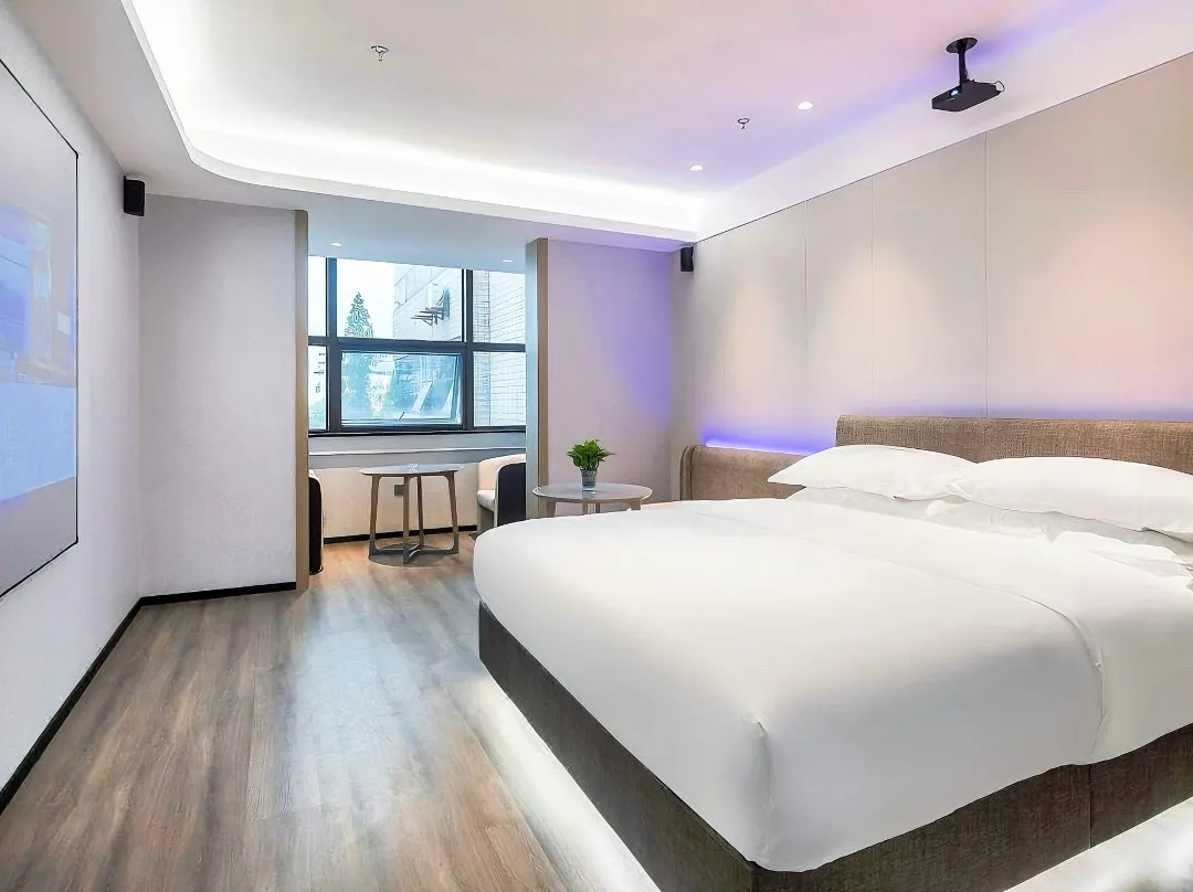 Elong Me Hotel - Shanghai